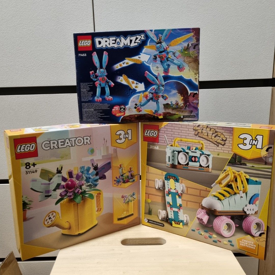 LEGO Combo Set (Retro Roller Skate 31148 + Flowers in Watering Can ...