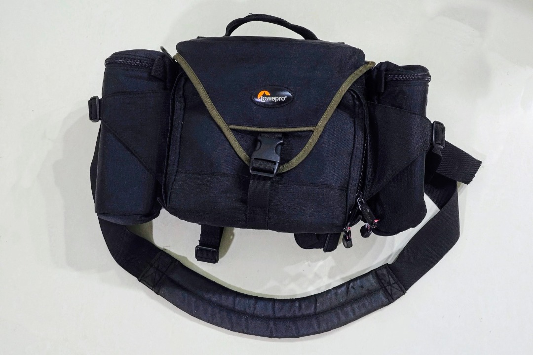 Lowepro Off Road Camera Beltpack, Photography, Photography Accessories ...