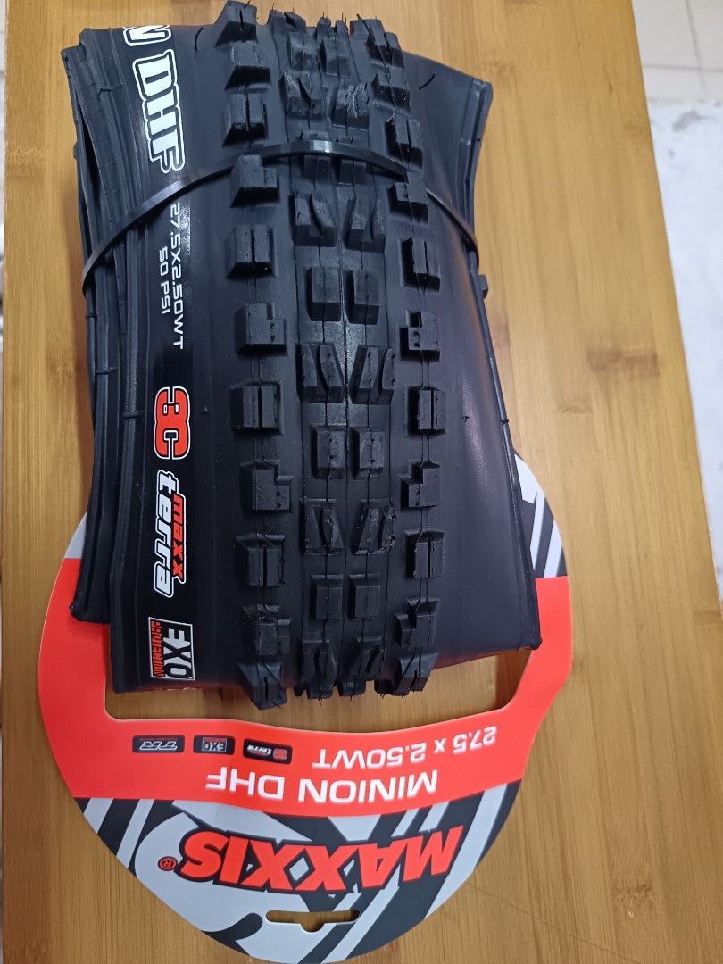 maxxis dhr 27.5 with dd tyre. maxxis dhf with dd, Sports Equipment ...