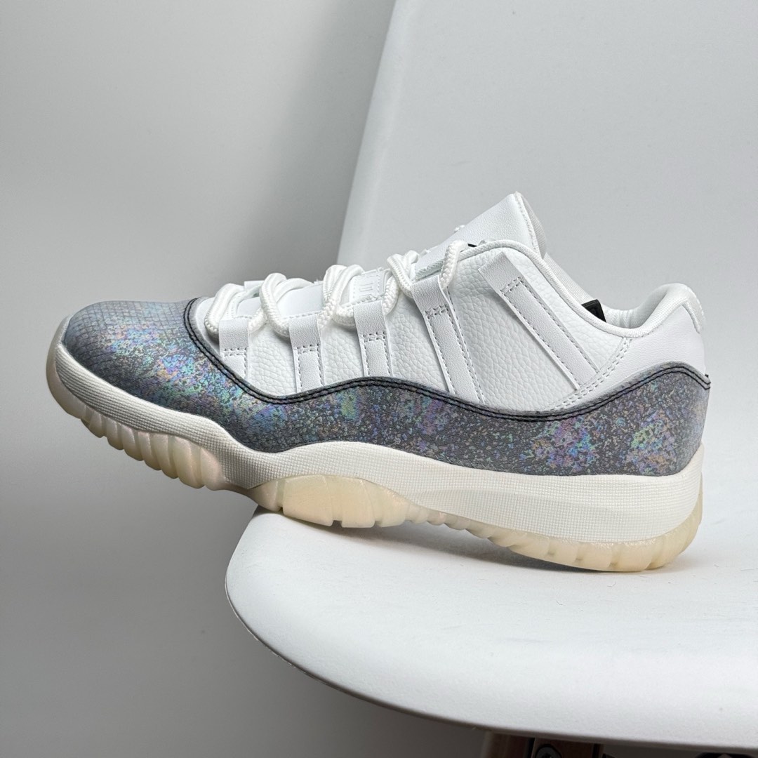 Nike Air Jordan 11 Concord Low - Glittery scales, Women's Fashion ...