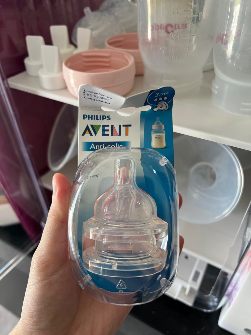 Philips Avent 1m+ and 3m+ Anti colic nipples, Babies & Kids, Nursing & Feeding, Breastfeeding ...
