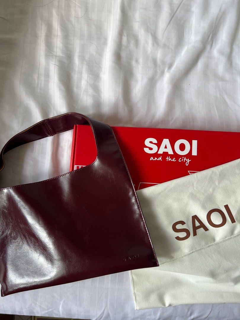 Saoi Soho Bag in Mulberry, Women's Fashion, Bags & Wallets, Shoulder ...