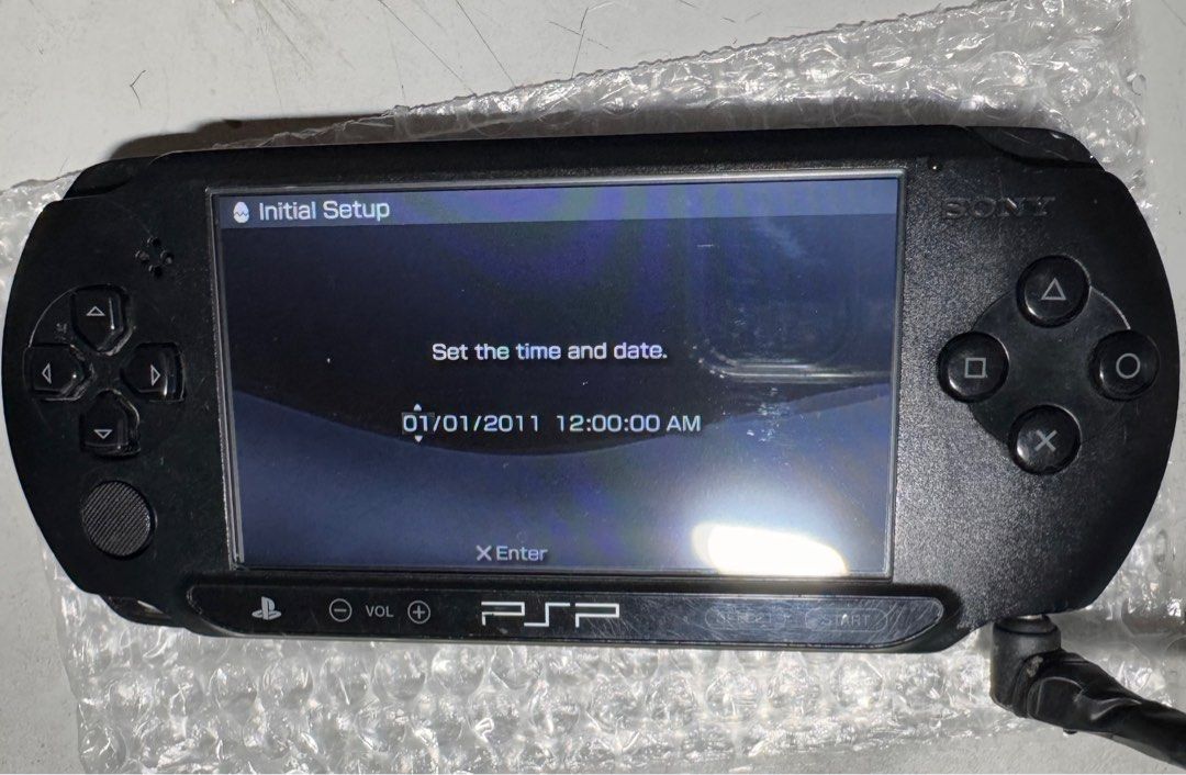 Sony PSP E1004 (USED), Video Gaming, Video Game Consoles, PlayStation on Carousell