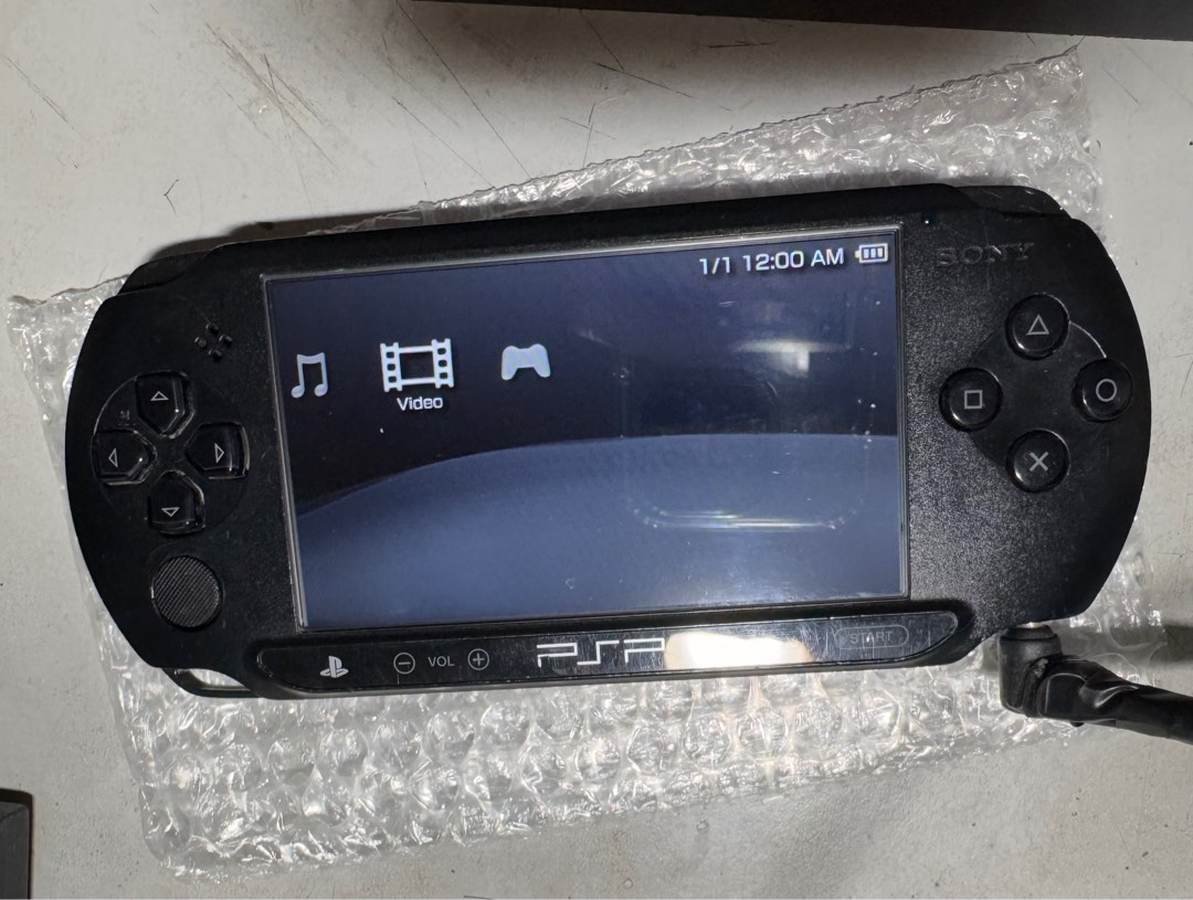 Sony PSP E1004 (USED), Video Gaming, Video Game Consoles, PlayStation ...