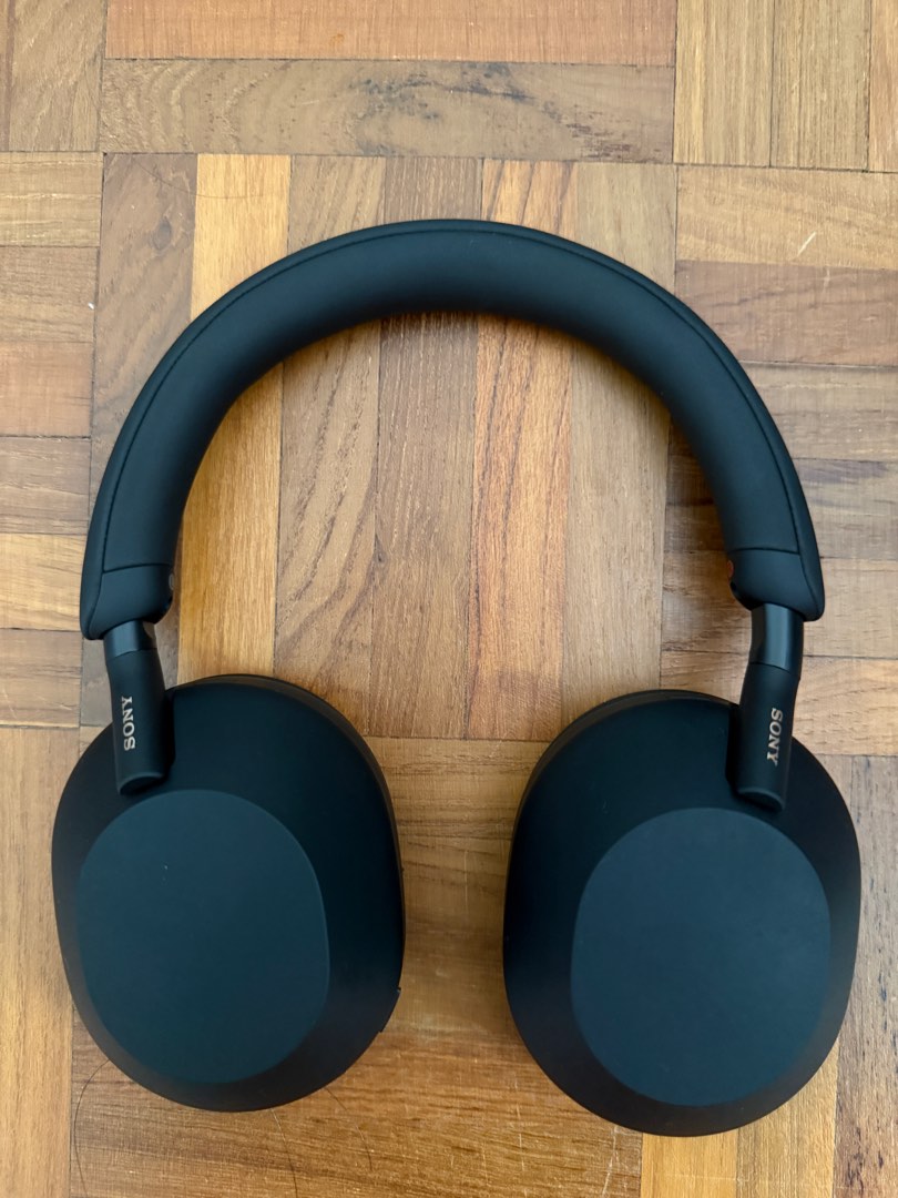 Sony XM5 Black, Audio, Headphones & Headsets on Carousell