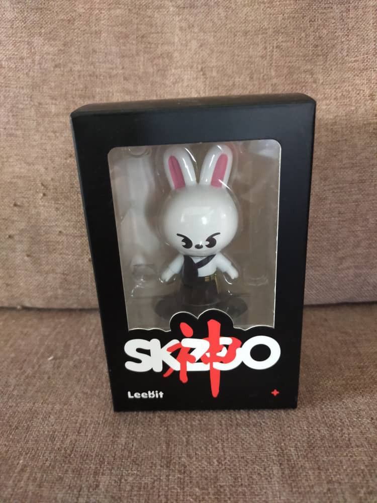 STRAY KIDS SKZOO LEEBIT FIGURE, Hobbies & Toys, Collectibles ...