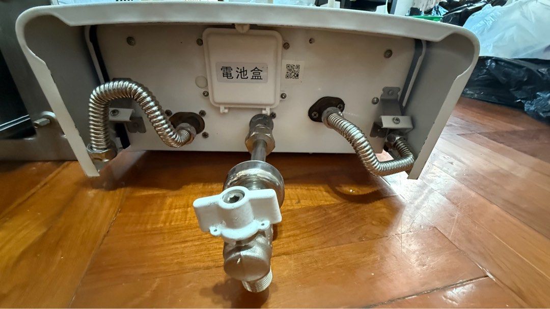 2021年 煤氣熱水爐 （簡栢）Simpa RS10B（可議價）, 家庭電器, 熱水爐及淋浴設備 - Carousell