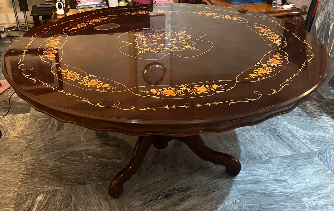 8 SEATER - ROUND WOODEN DINING TABLE AND CHAIRS - WITH FREE WOODEN LAZY ...