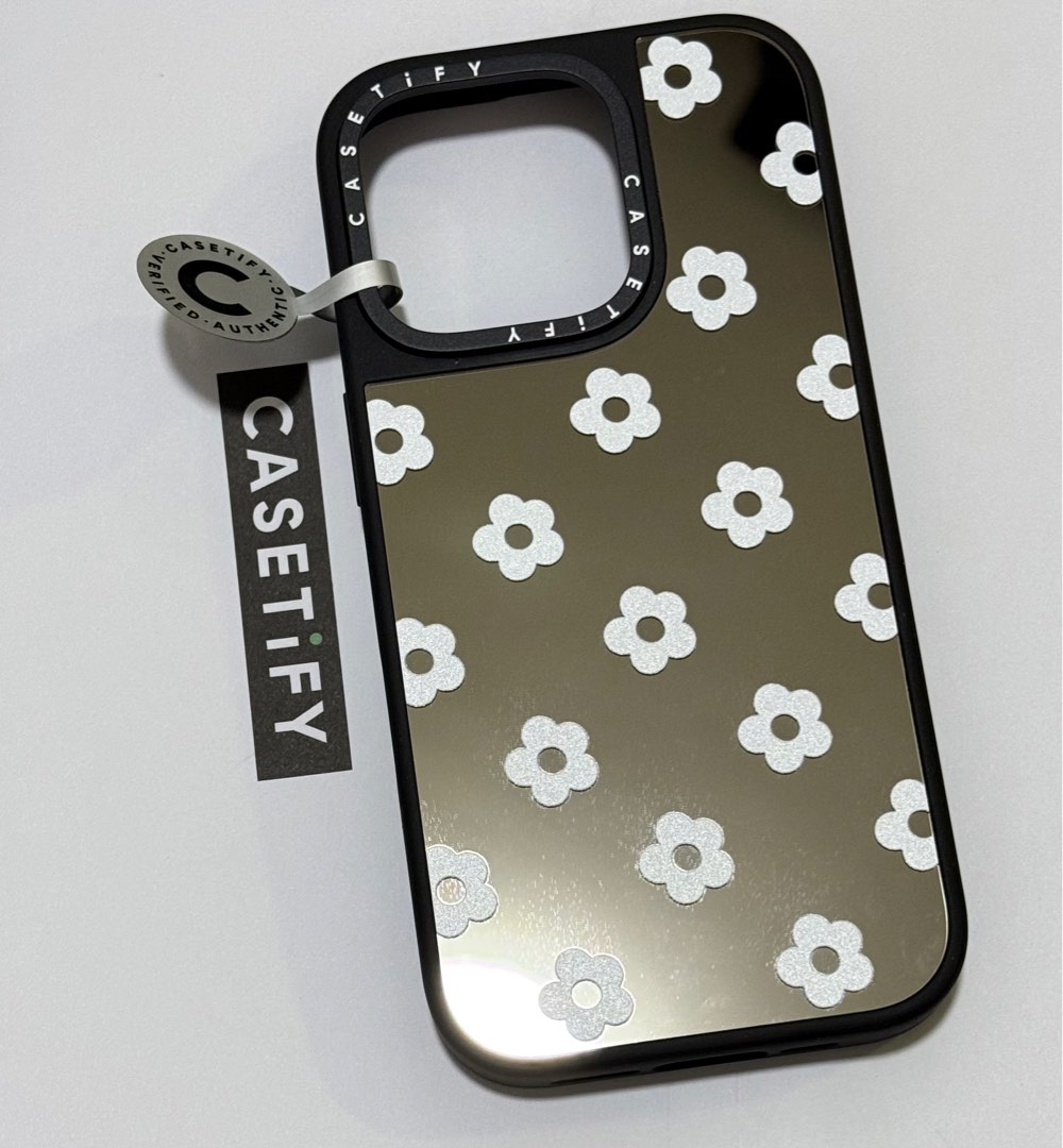 六折 CASETiFY 16 pro mirror case 全新 有QR code 保養到七月, 手提電話, 電話及其他裝置配件, 手機套及 ...