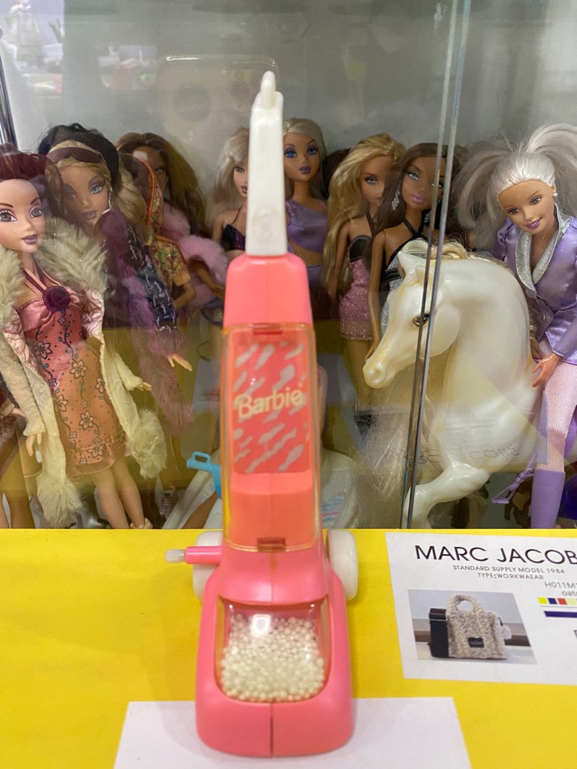 Barbie vacuum cleaner, Hobbies & Toys, Memorabilia & Collectibles ...