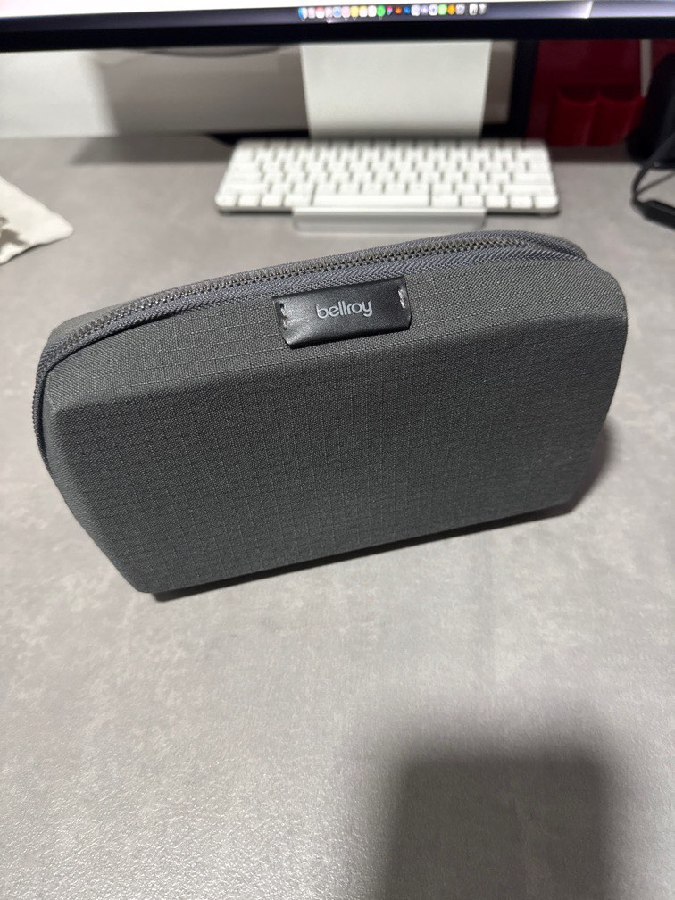 Bellroy gadget organizer tech kit, Computers & Tech, Parts ...