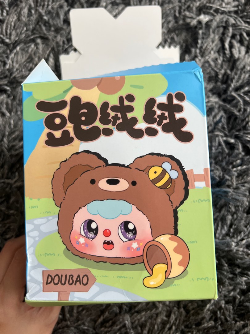 Blindbox DOUBAO original (domba), Fesyen Wanita, Aksesoris di Carousell