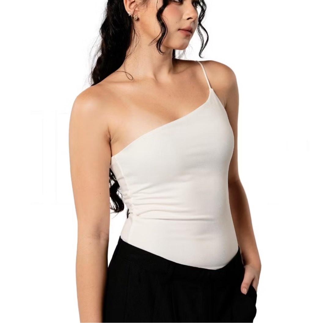 BSCO Asymmetric Vashti Top, Women's Fashion, Tops, Sleeveless on Carousell