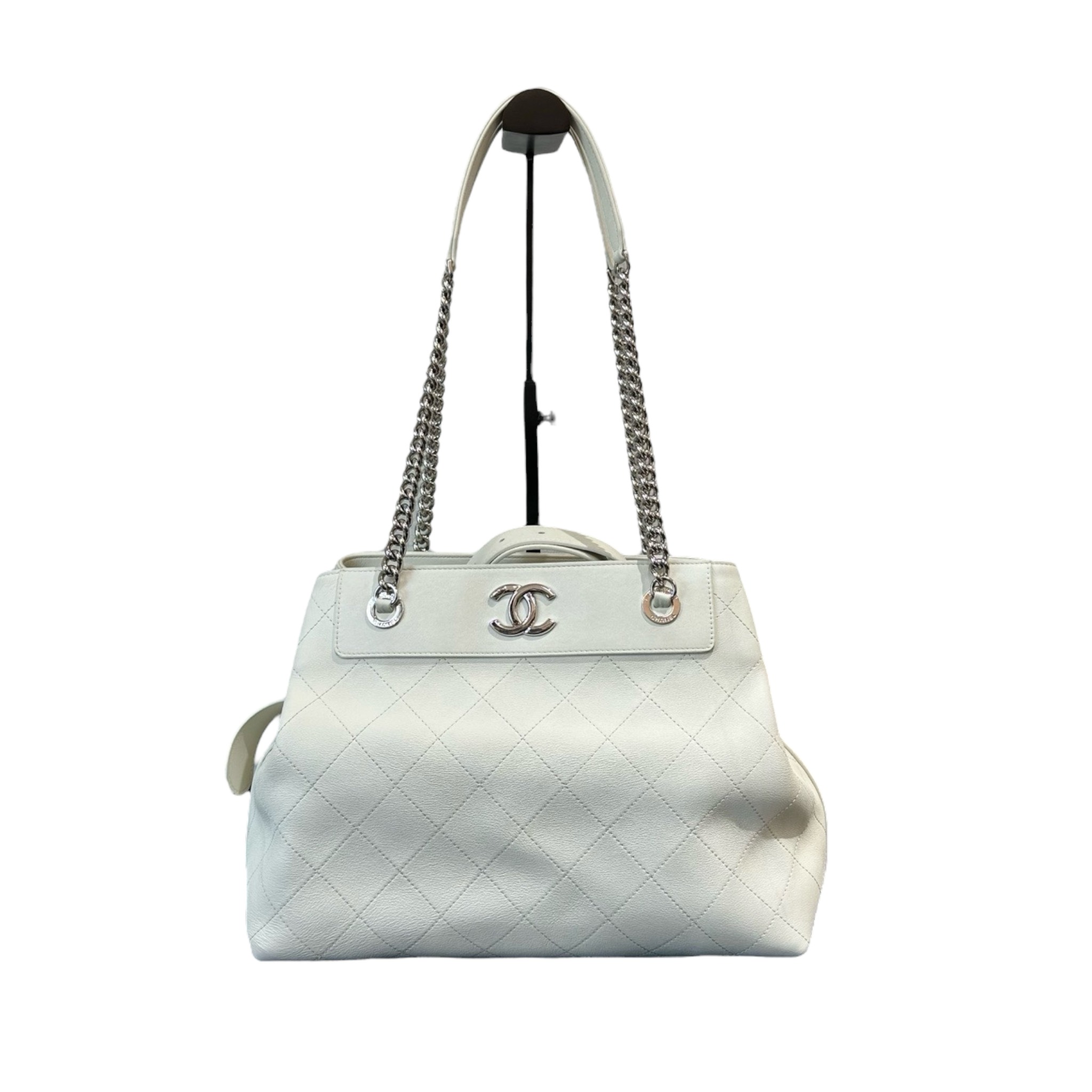 Chanel 2Way Shoulder Bag in White SHW, Luxury, Bags & Wallets on Carousell