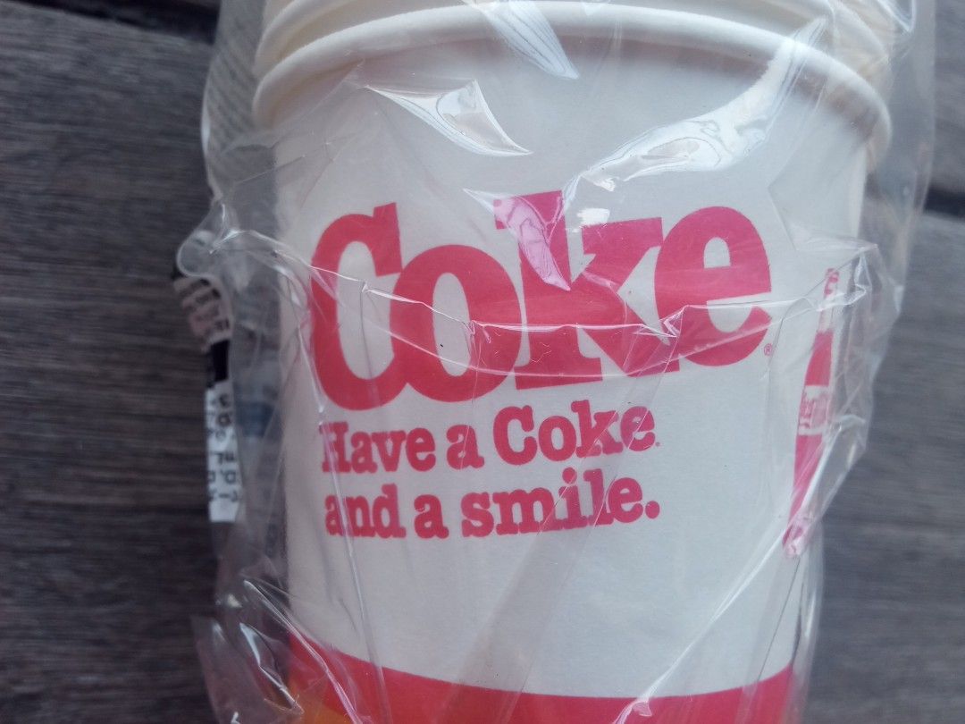Coca-Cola Coke Paper Cup Logo & Bottle Design., Hobbies & Toys ...
