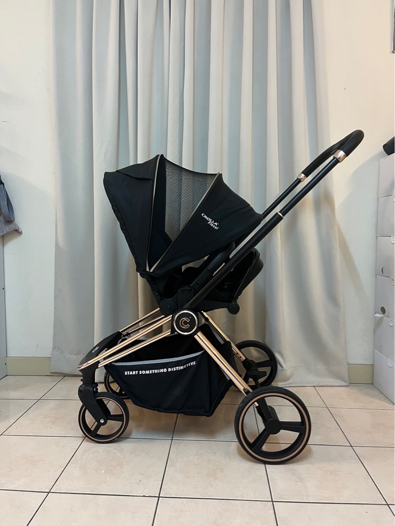 Crolla Flexxi, Babies & Kids, Going Out, Strollers on Carousell