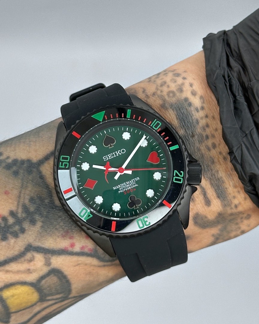 Custom Seiko Mod 42mm Green Poker Red Shark Black SKX Automatic Watch ...