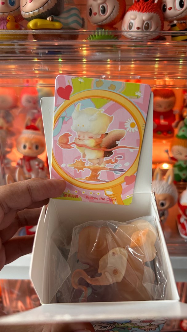 Dimoo Pop mart finding mokoko, Toys & Collectibles, Mainan di Carousell