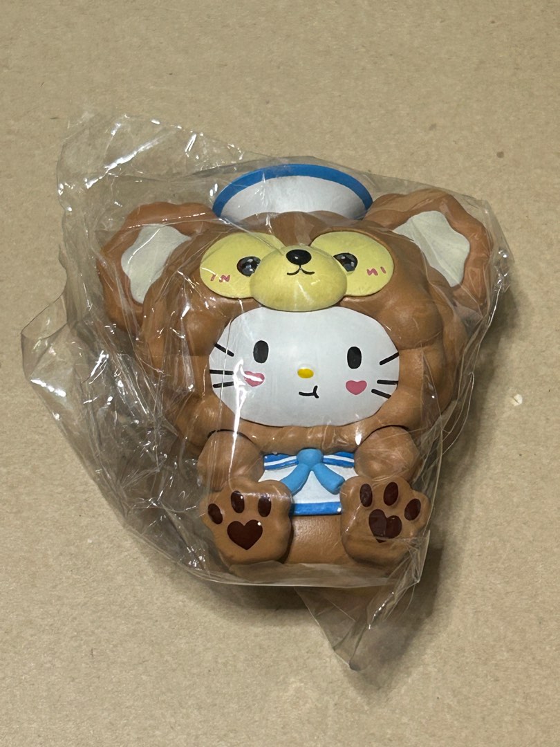 Duffy x hello kitty, Hobbies & Toys, Toys & Games on Carousell