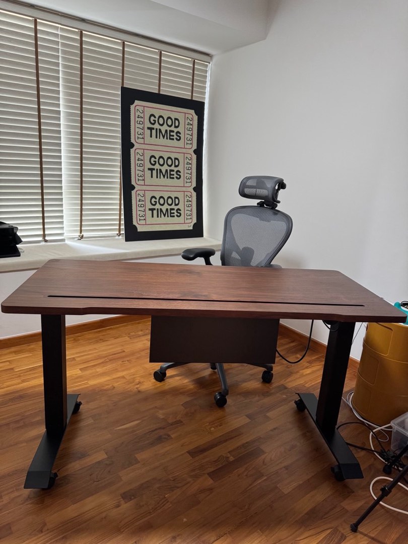 Everdesk 140X60cm standing desk, Furniture & Home Living, Furniture ...