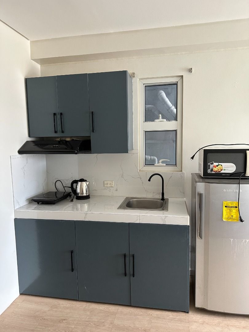 Fully Furnished Studio Unit for Rent The Columns, Makati, Property ...