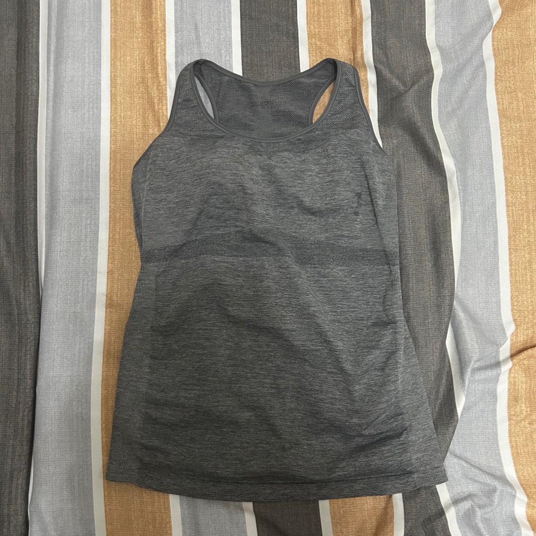 GU sports with pad, Women's Fashion, Activewear on Carousell