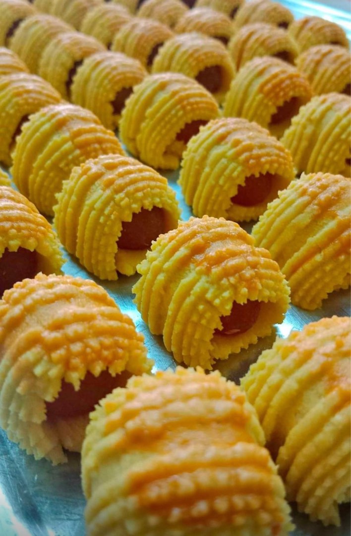 HALAL Homemade kuih raya, Food & Drinks, Homemade Bakes on Carousell