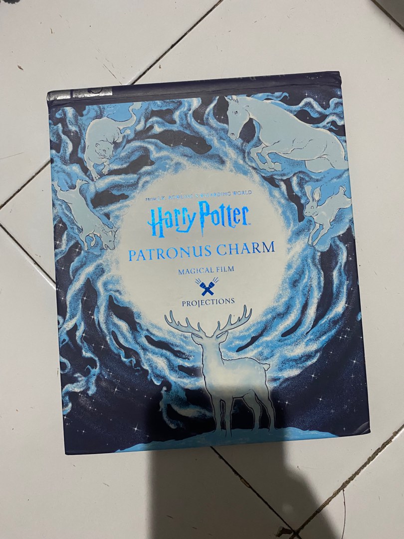 Harry Potter Patronus Charm Book, Toys & Collectibles, Lainnya di Carousell