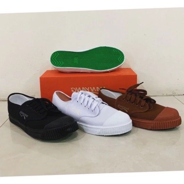 Kasut takraw nanyang, Hobbies & Toys, Toys & Games on Carousell