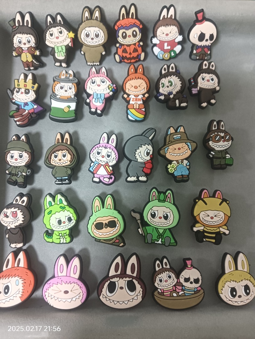 Labubu croc shoes pin, Men's Fashion, Footwear, Shoe inserts ...