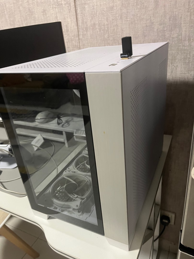 Lian Li Dynamic Mini 011 Case, Computers & Tech, Parts & Accessories ...