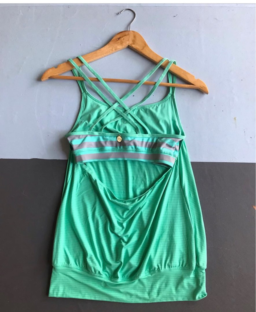 Michelle Bridges 2in1 Top, Women's Fashion, Activewear on Carousell