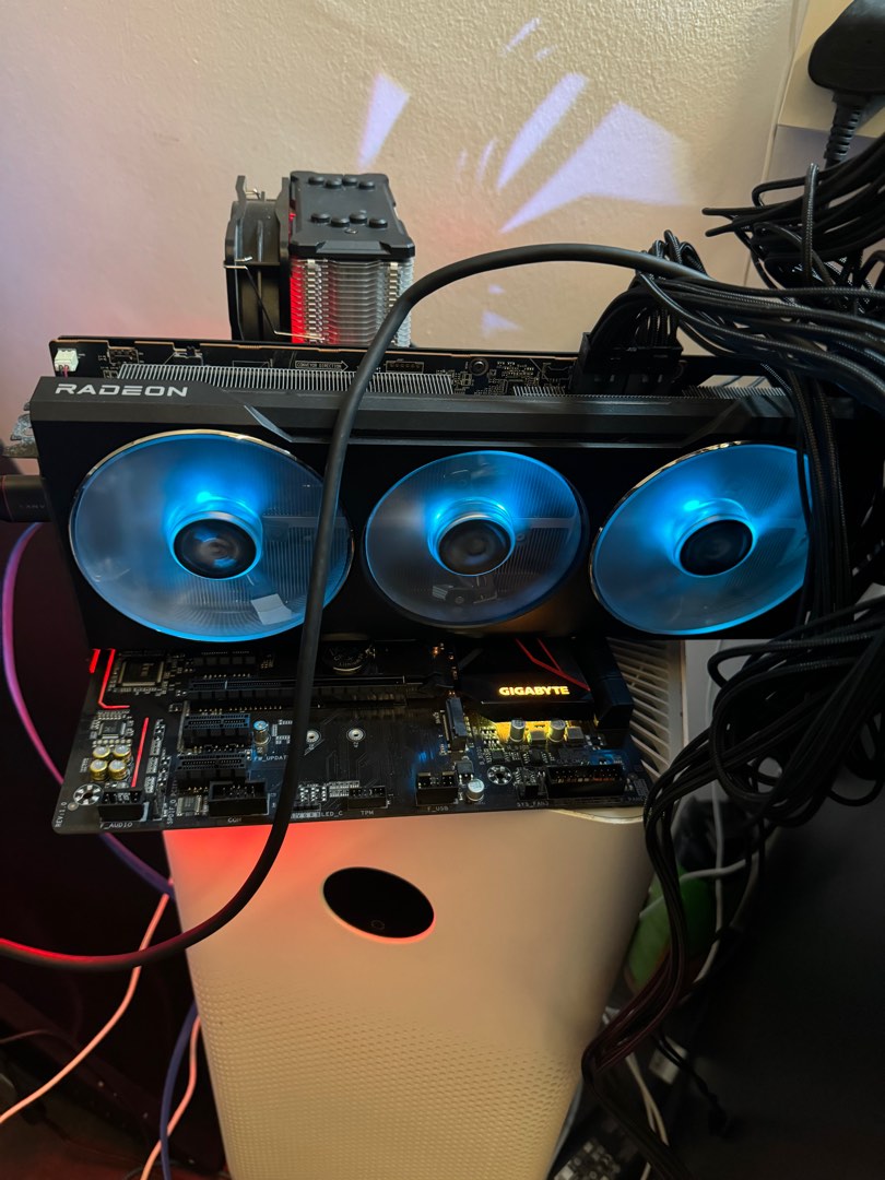 POWERCOLOUR HELLHOUND RX6700XT, Computers & Tech, Parts & Accessories ...