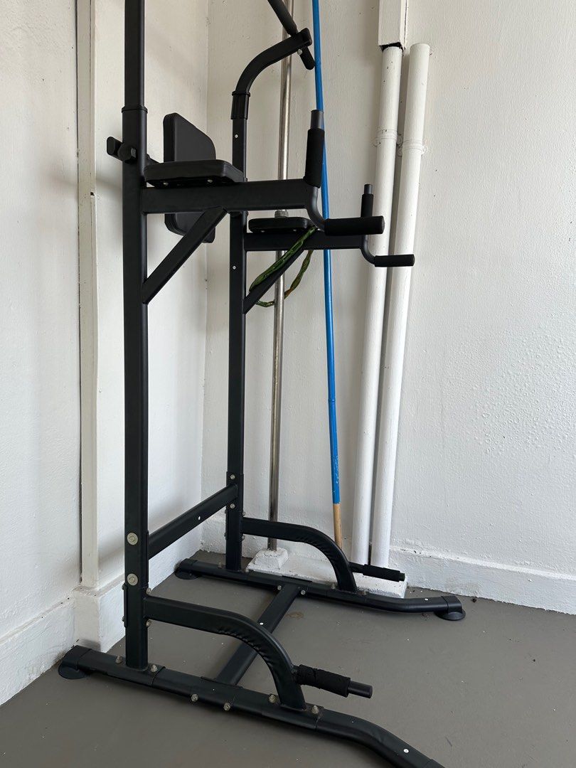 Personal trainer Gym Pull up , Triceps , Biceps bar, Sports Equipment ...