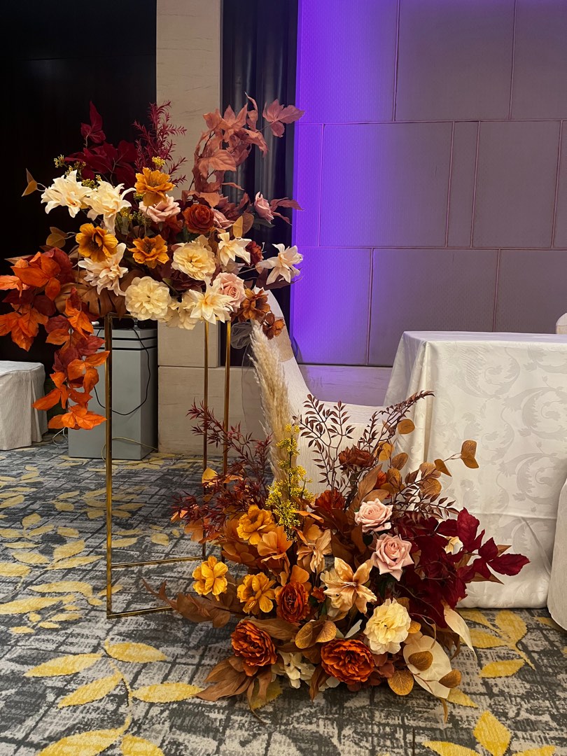 RENTAL Wedding faux autumn flower hedges backdrop, Furniture & Home ...