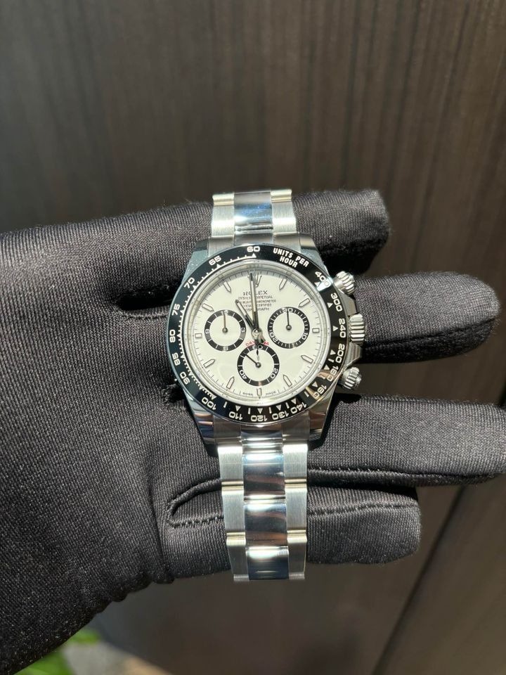 Rolex Daytona 126500 Panda 2025 Brand New, Luxury, Watches on Carousell