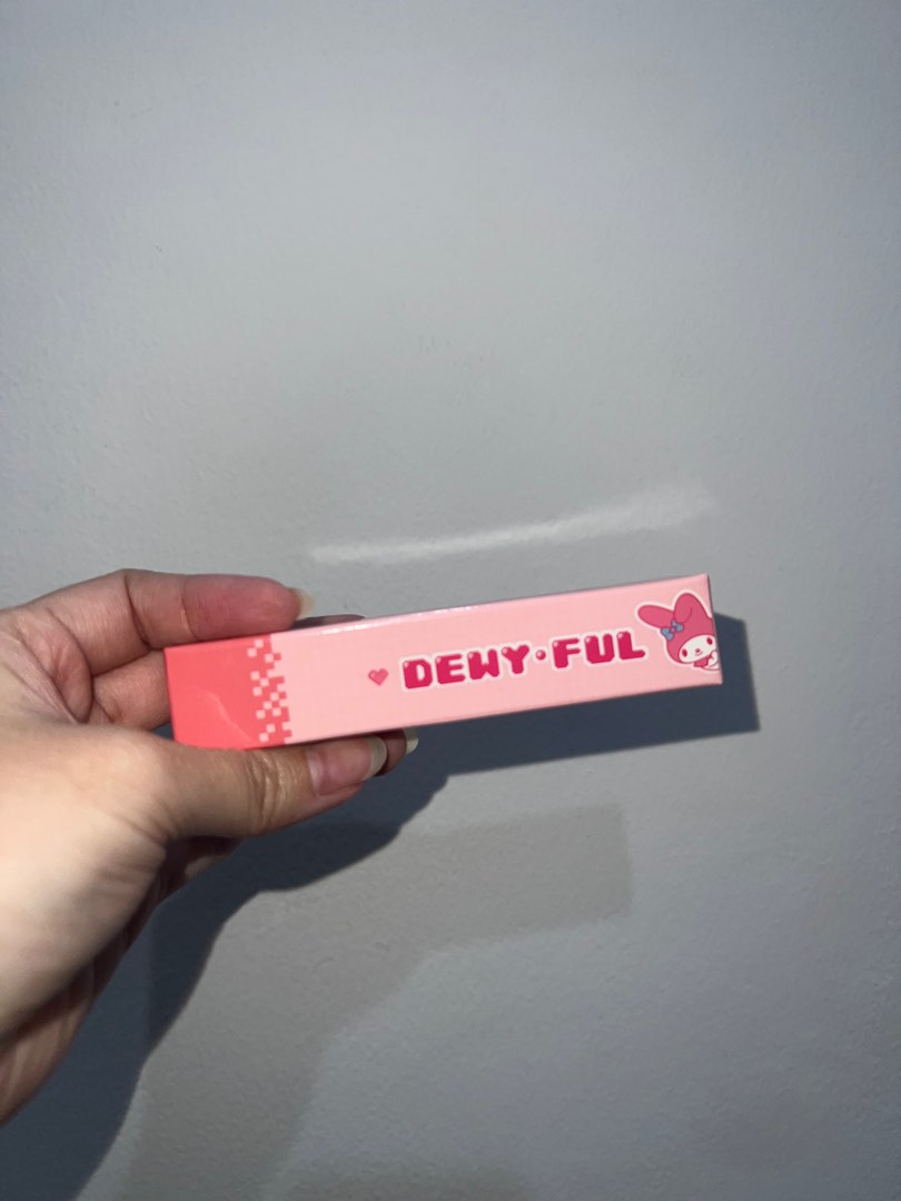 ROM&ND x Sanrio Dewyful Water Tint #17 Mellow Sugar, Kesehatan ...