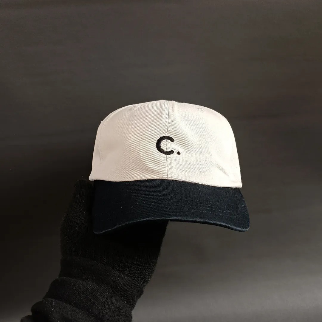 Topi Simple Cap CLOVE Two Tone, Fesyen Pria, Aksesoris, Topi di Carousell