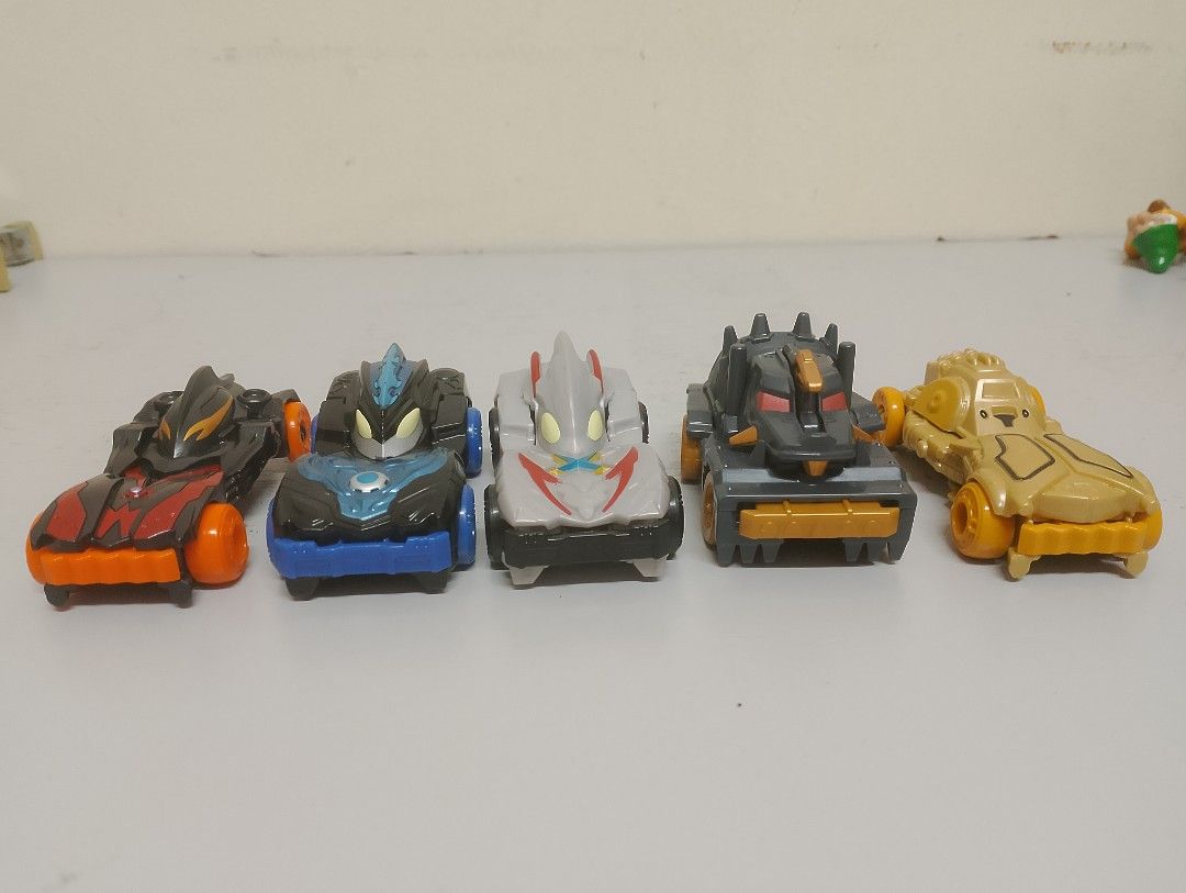 Ultraman Ultra Vehicle ( RM30 all ), Hobbies & Toys, Toys & Games on ...