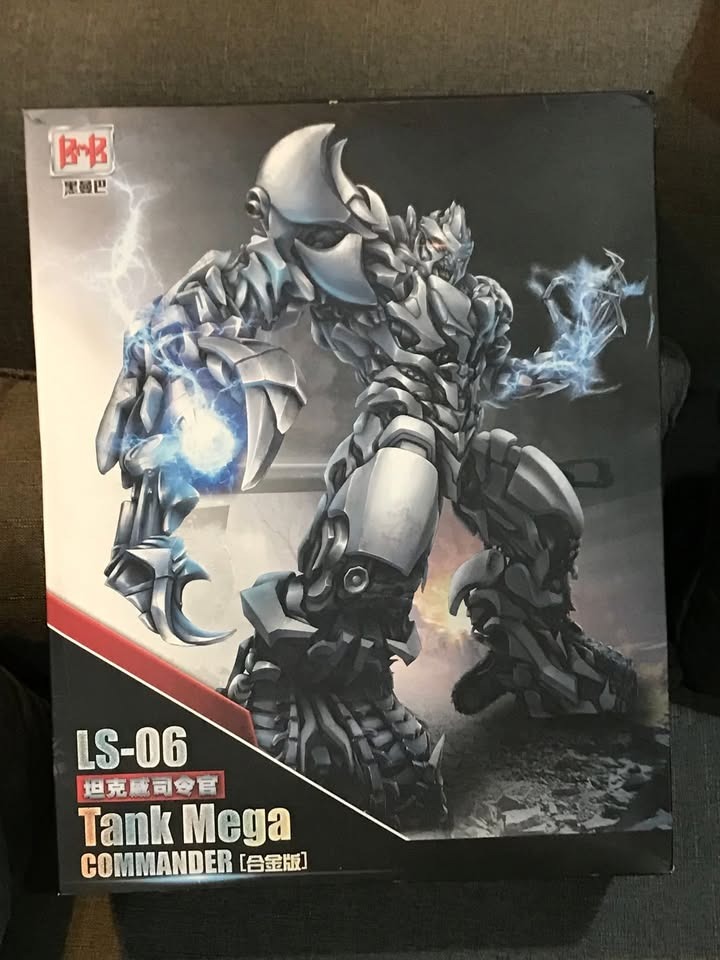 BMB ROTF MEGATRON BATTLE DAMAGED VERSION, Hobbies & Toys, Toys & Games ...