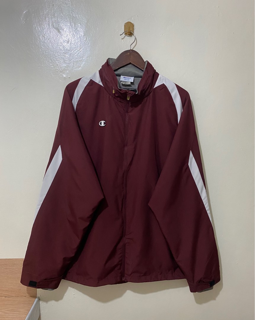 CHAMPION Windbreaker With Packable Hood, Men's Fashion, Coats, Jackets ...