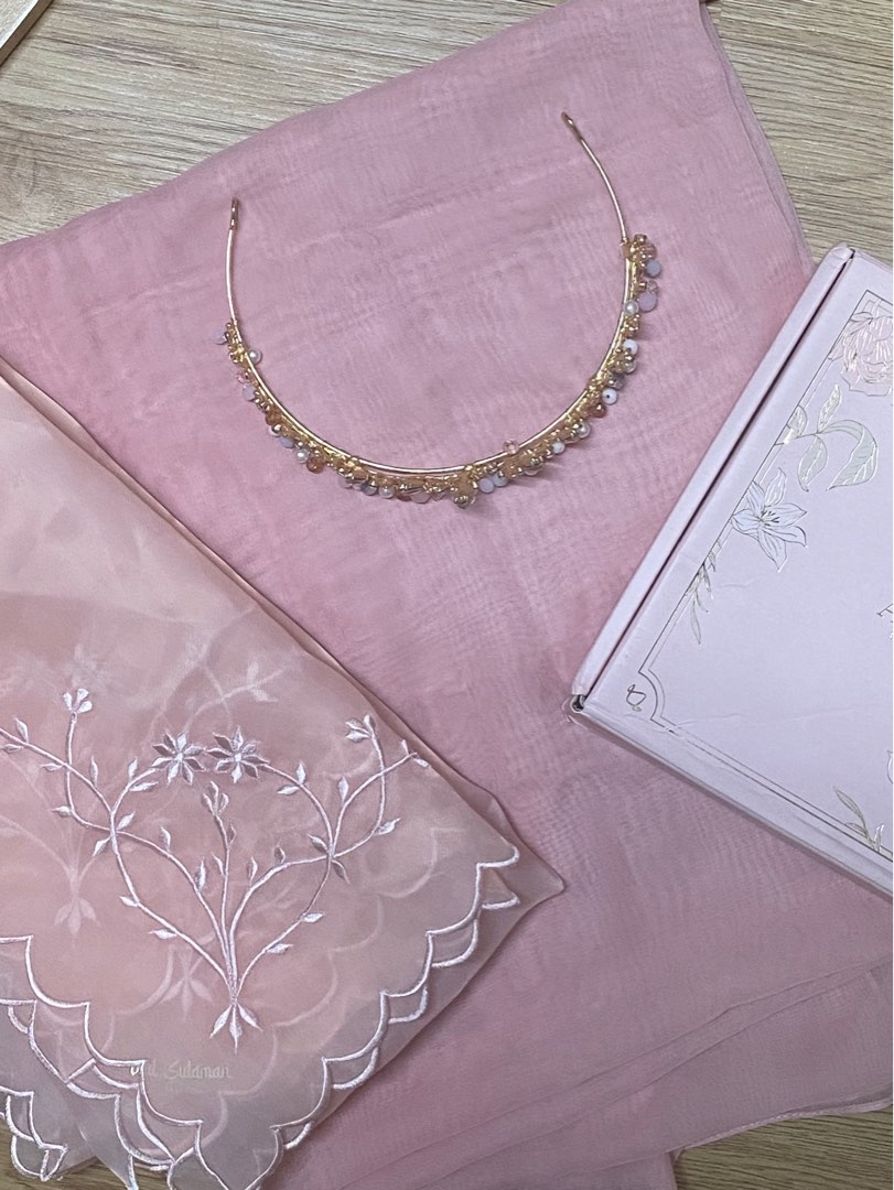 Combo Veil & Bawal nikah, Women's Fashion, Muslimah Fashion, Hijabs on ...