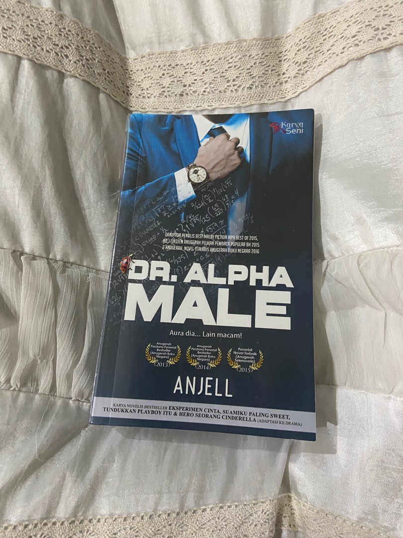 Dr. Alpha Male (novel melayu Anjell), Hobbies & Toys, Books & Magazines ...