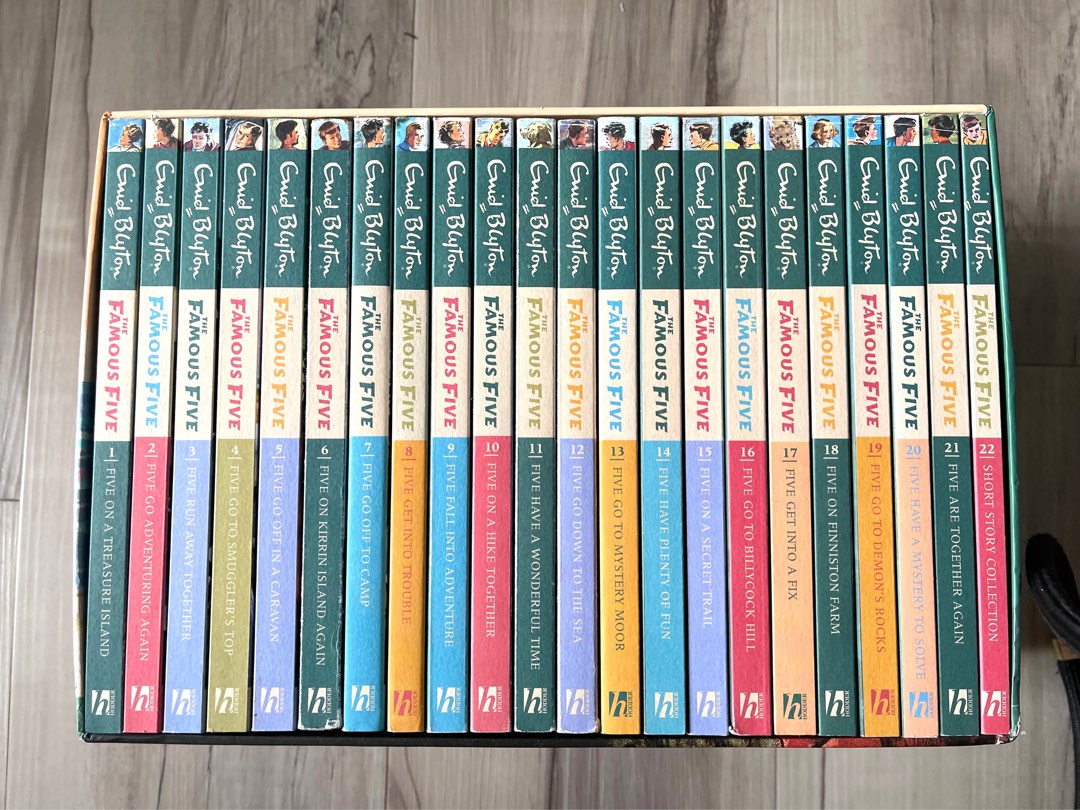 Enid Blyton Famous Five Complete Boxed Set BNIB, Hobbies & Toys, Books ...
