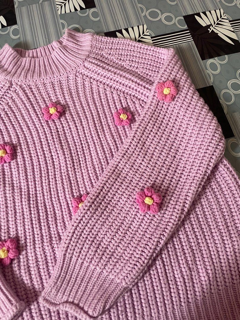 Gu knit Custom Premium, Women's Fashion, Activewear on Carousell