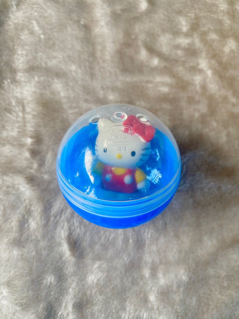 Hello Kitty Fig Gachapon, Hobbies & Toys, Memorabilia & Collectibles ...