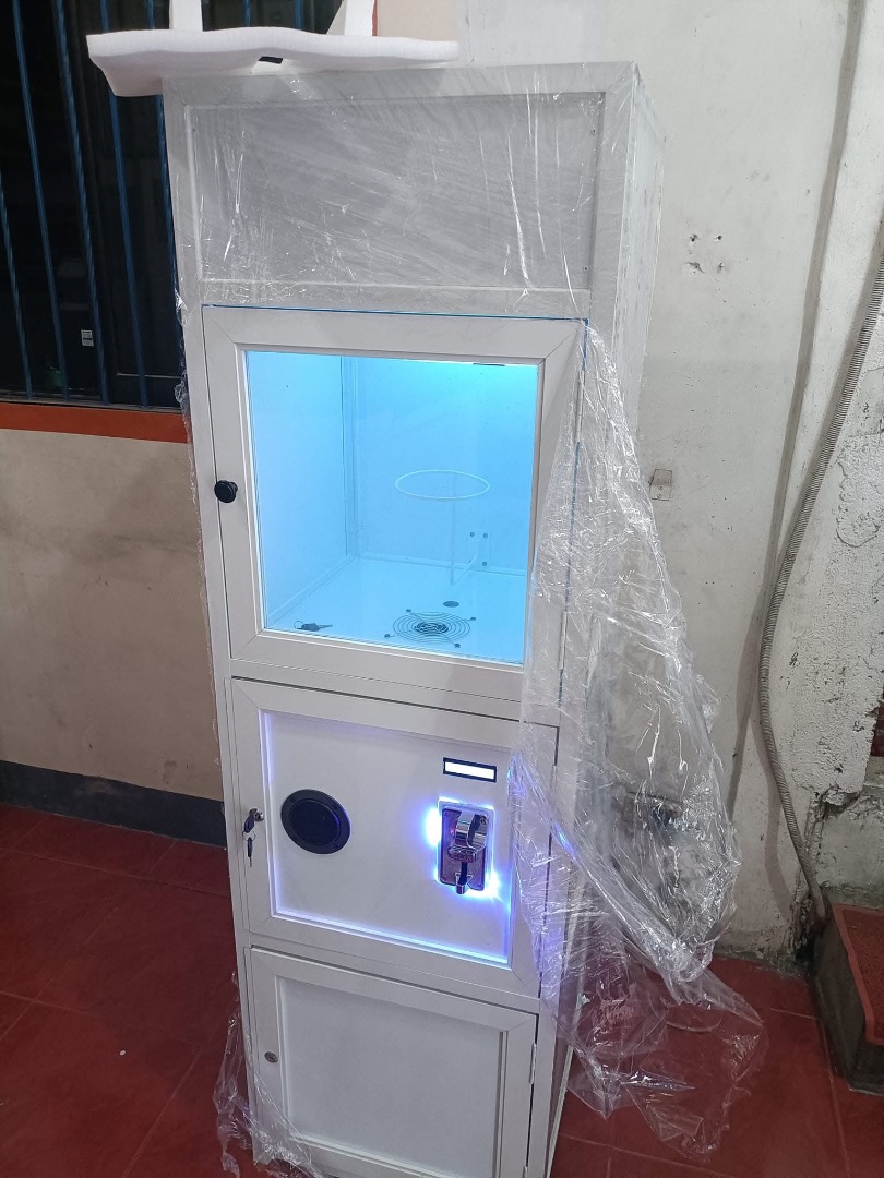 Helmet Cleaning Vendo Machine, Everything Else, Others on Carousell