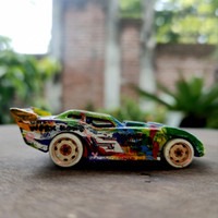 Hot Wheels Maximum Leeway - Custom Mural Painting Mr Brainwash Style ...