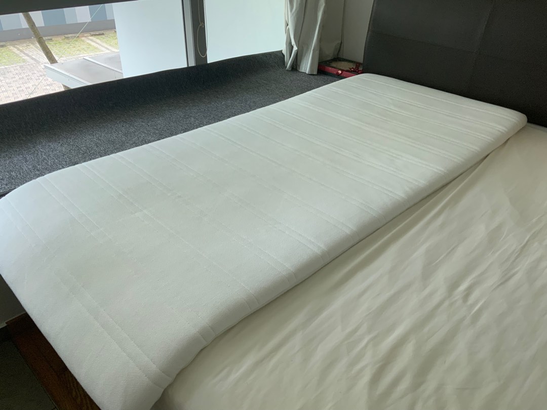 Ikea Tuddal Matress topper - Single 200x90x5 cm, Furniture & Home ...