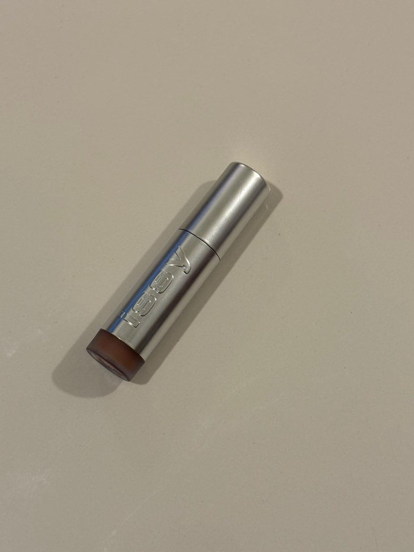 Issy Mouse lip tint, Beauty & Personal Care, Face, Makeup on Carousell